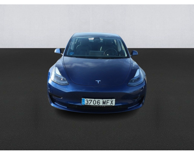 Renting TESLA MODEL 3 | Just Renting